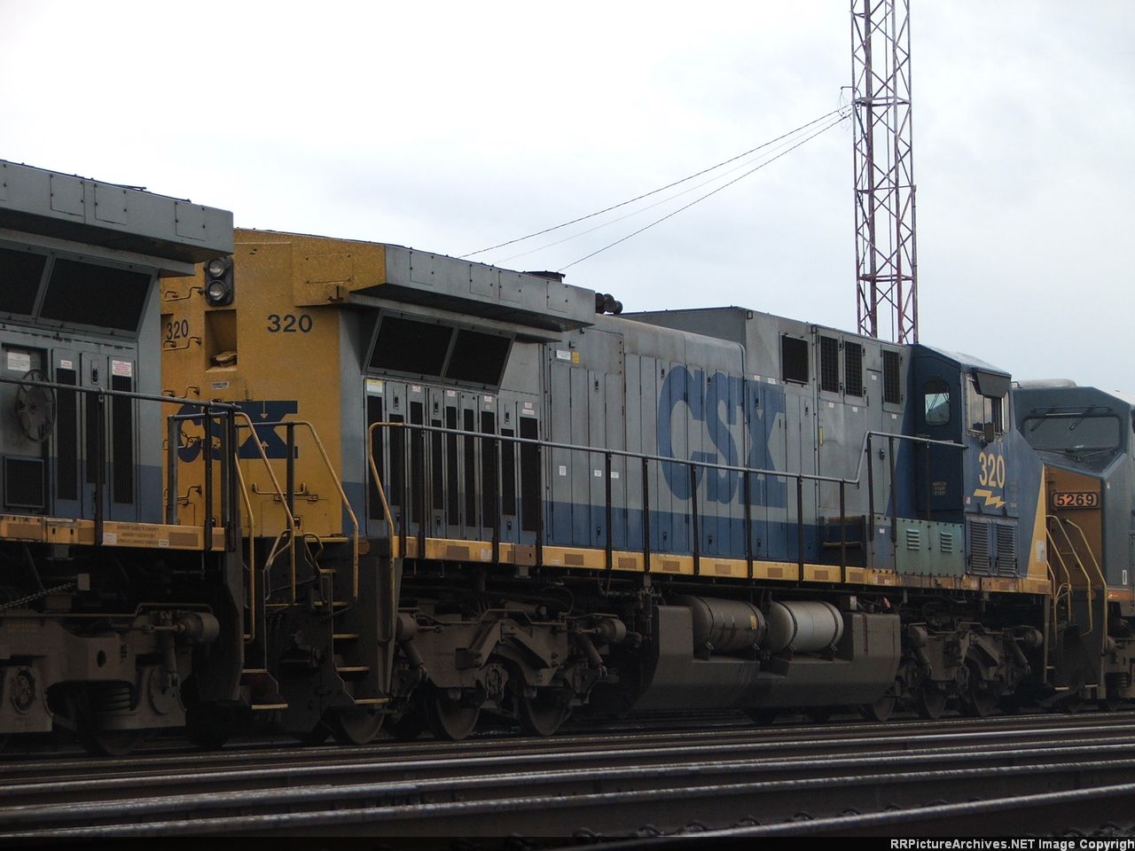 CSX 320